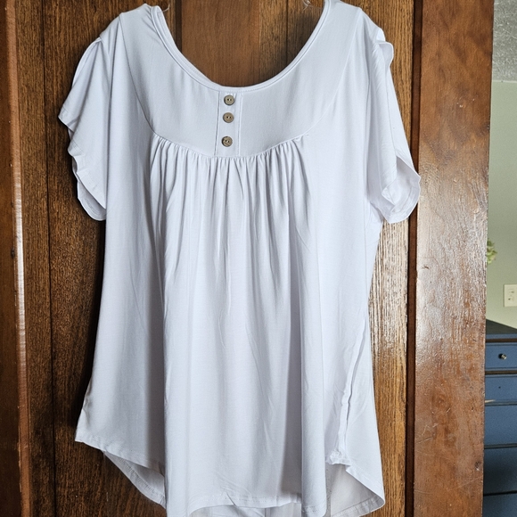 ZCC | Tops | Zcc Womens White Henley Button Pleat Style Gathered Shirt ...
